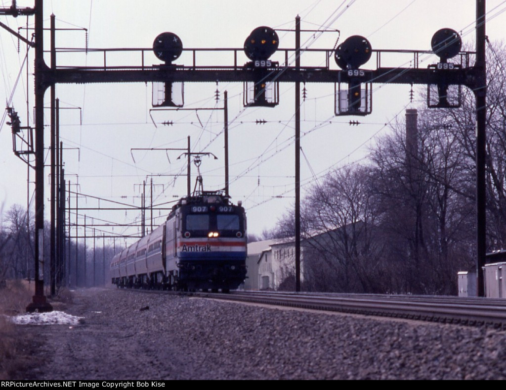 Amtrak 907 North